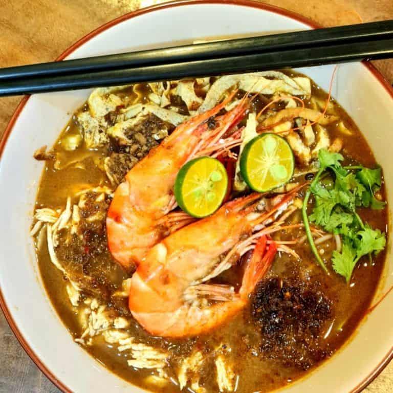 Ah Lau “Limpeh Eat Already Feel Like U In Miri” Sarawak Laksa – Ah Lau ...